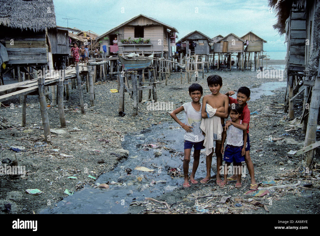 Children Alaska village Cebu City Philippines Stock Photo - Alamy