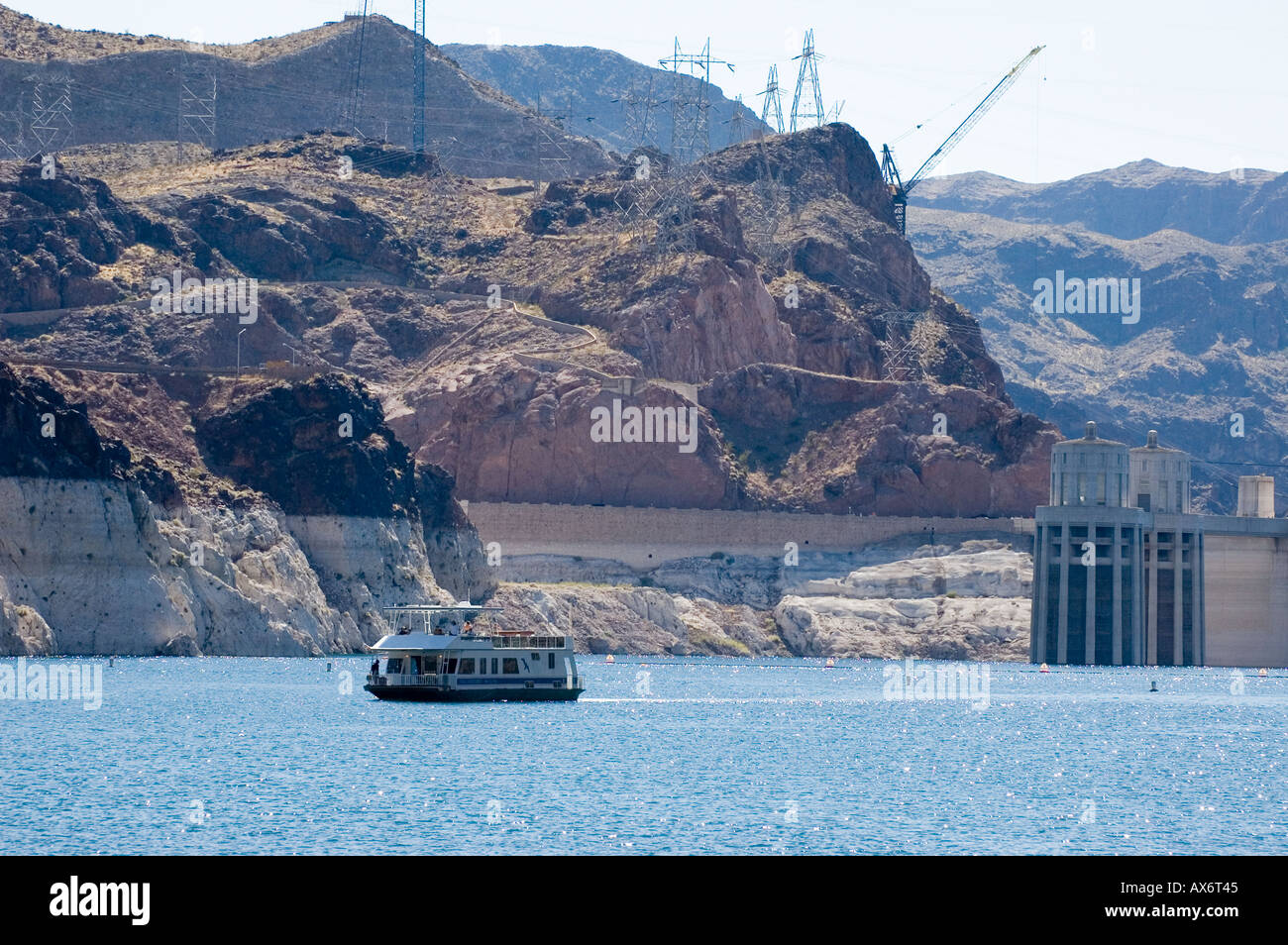 Hoover dam boat hi-res stock photography and images - Alamy