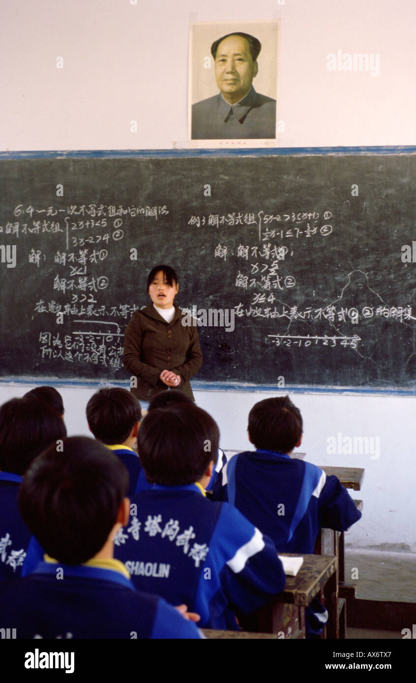 China school classroom desks hi-res stock photography and images - Alamy