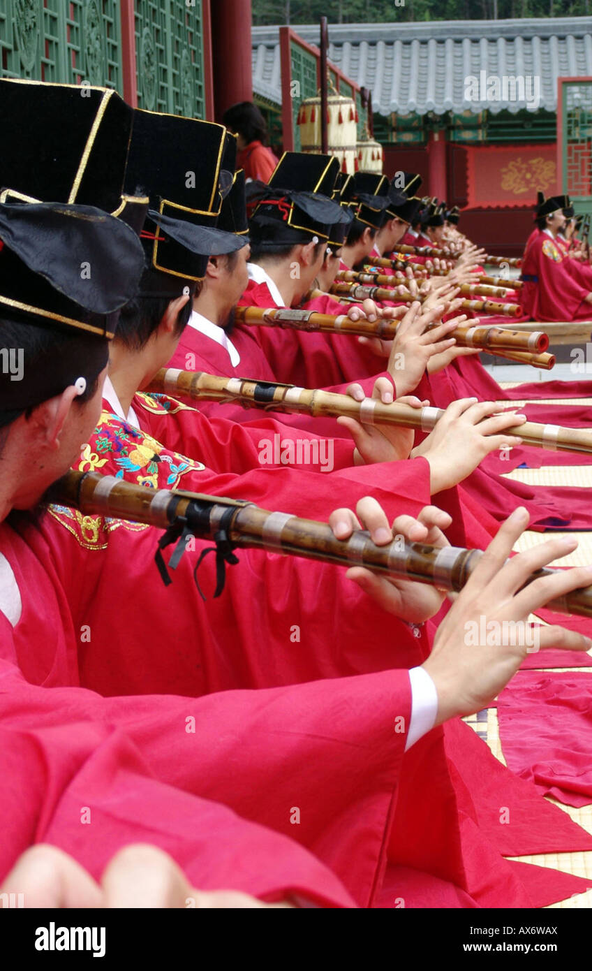 Wang Ui Namja High Resolution Stock Photography and Images - Alamy