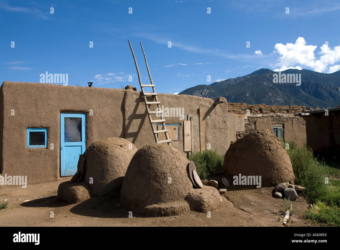 Native american architecture indians native american housing pueblo ...