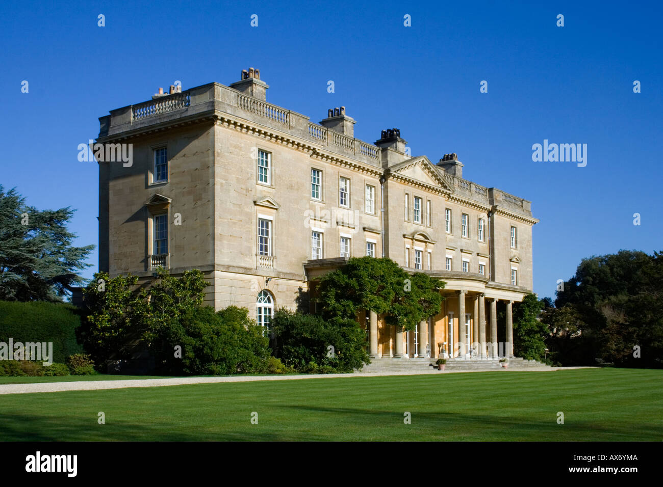 Historic estate gardens hi-res stock photography and images - Alamy