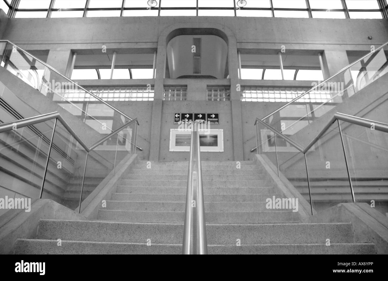 Series of concrete steps hi-res stock photography and images - Alamy
