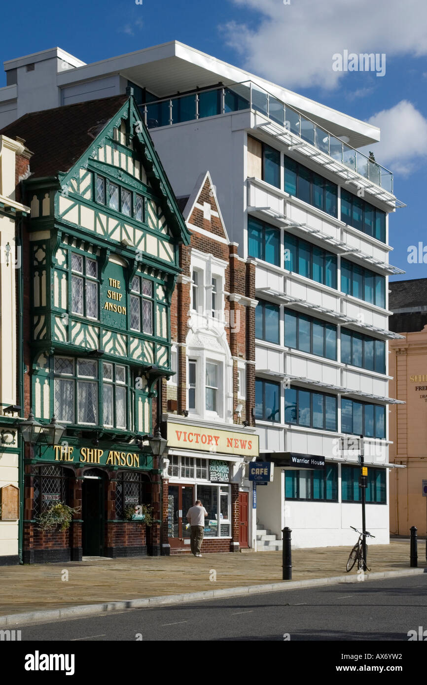 Old and modern buildings side by side hi-res stock photography and ...