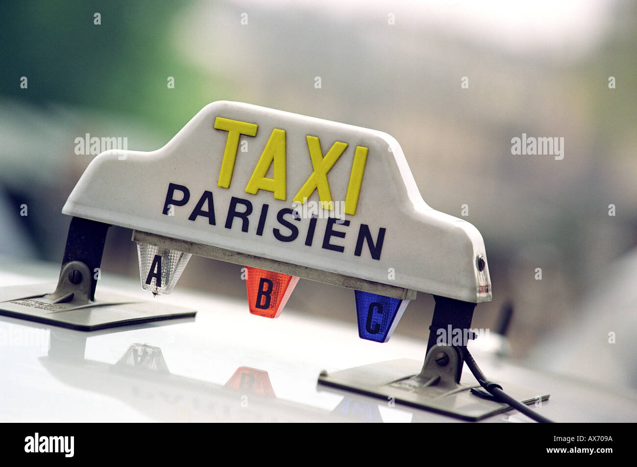 Paris taxi cab hi-res stock photography and images - Alamy