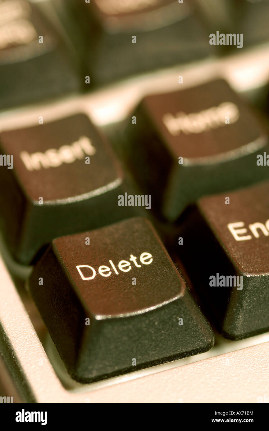Delete button on computer keyboard close up Stock Photo - Alamy