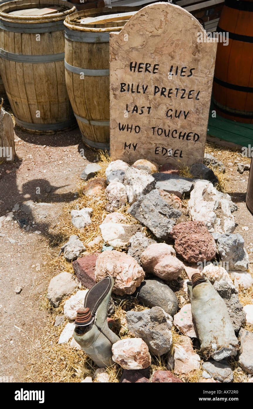 Joke grave in praise of the disastrous and unloved Ford Edsel, Seligman ...