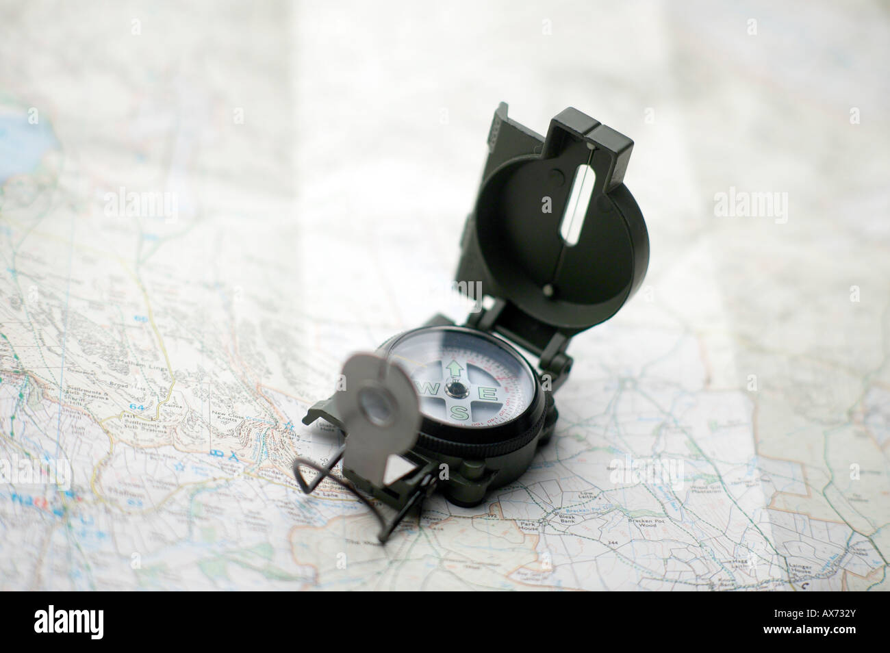COMPASS AND MAP Stock Photo - Alamy