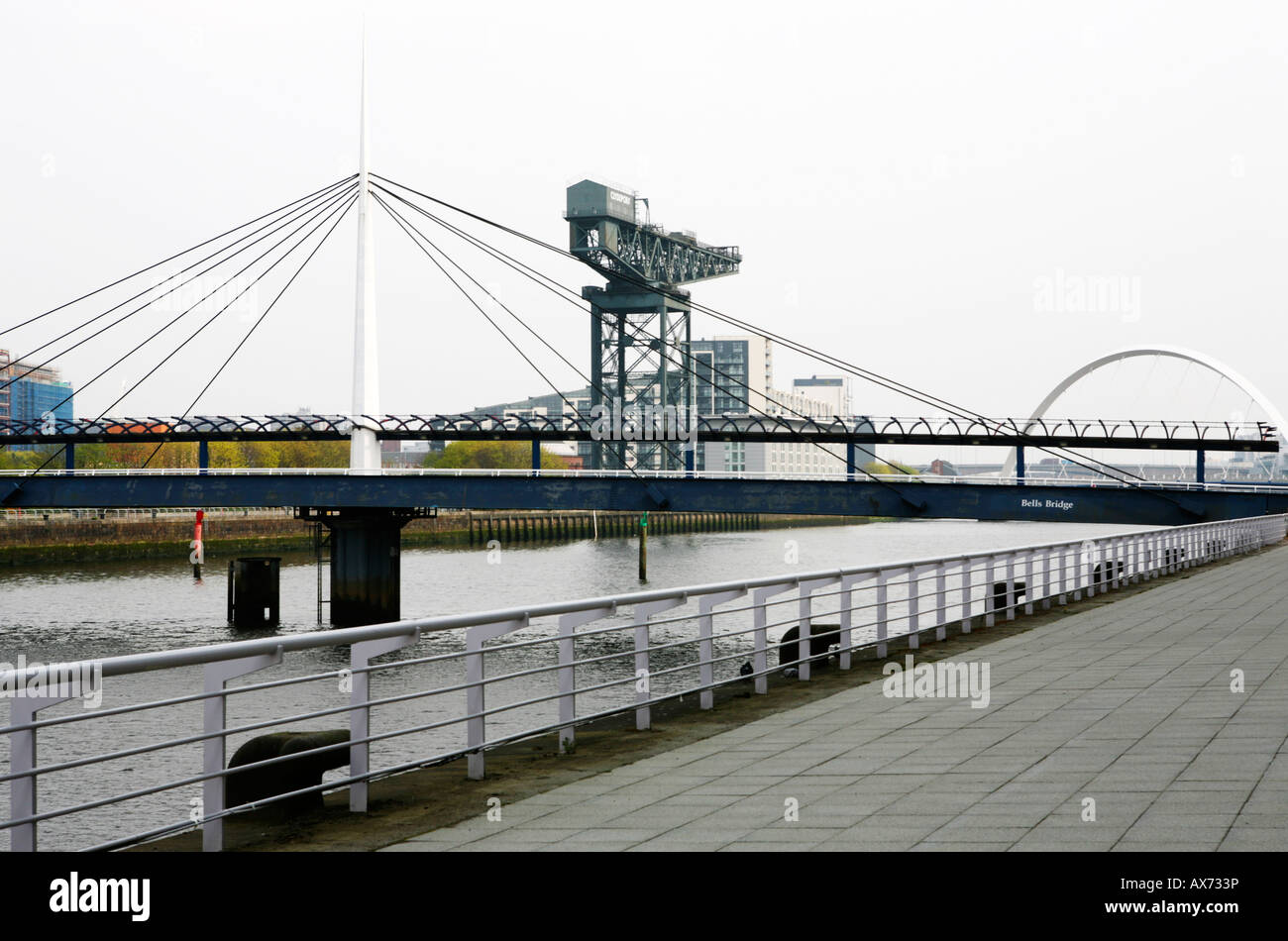 Bells Bridge aside the Clydeway Cycle path in Glasgow Stock Photo - Alamy