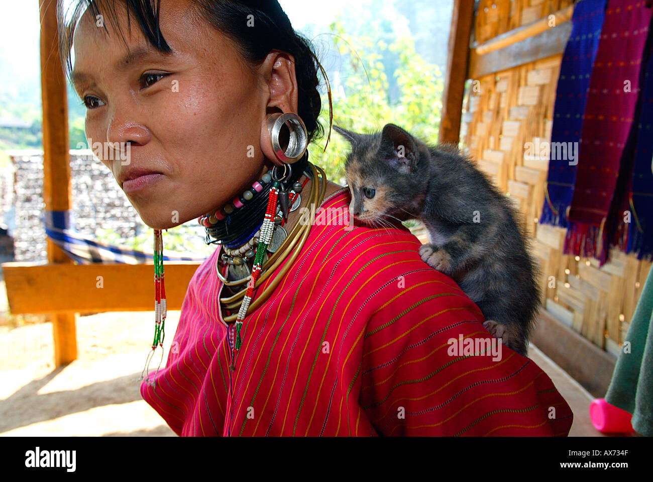 Big ear tribe hi-res stock photography and images - Alamy