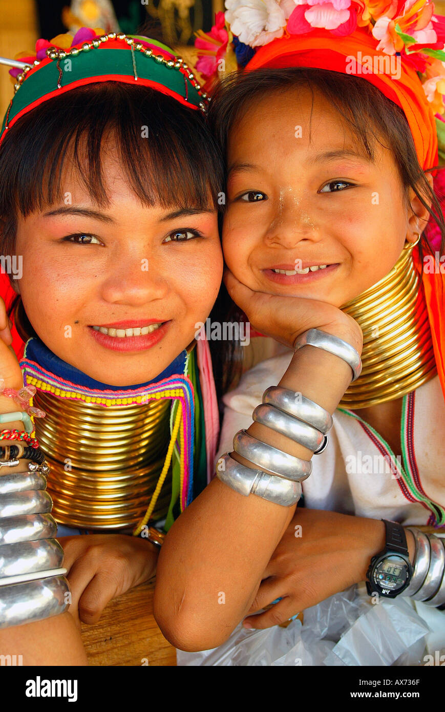 Sisters karen hi-res stock photography and images - Alamy