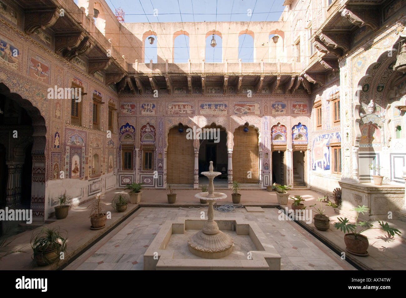 courtyard of haveli in Fatehpur in Shekawati Stock Photo - Alamy