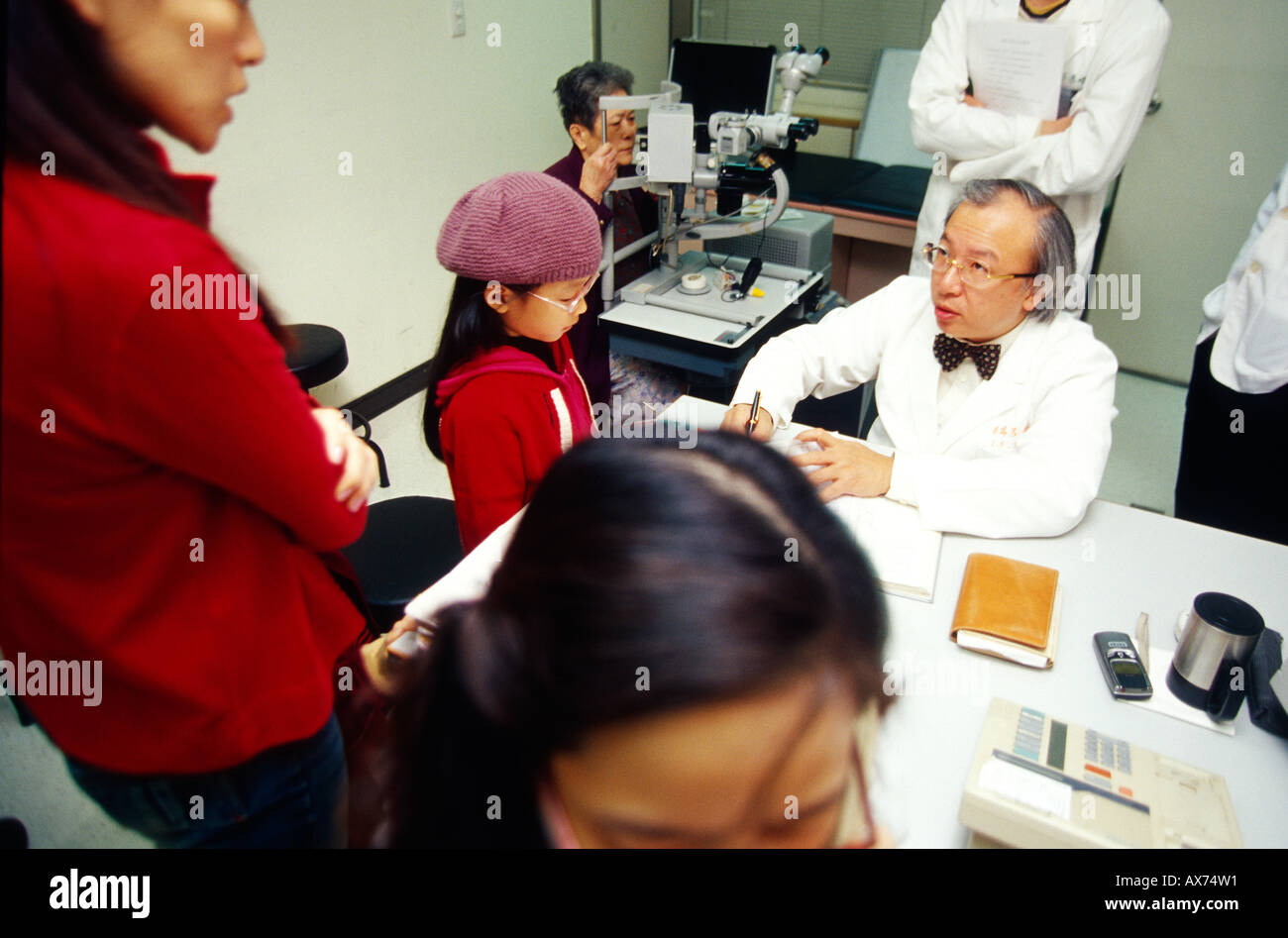 Restoring vision hi-res stock photography and images - Alamy