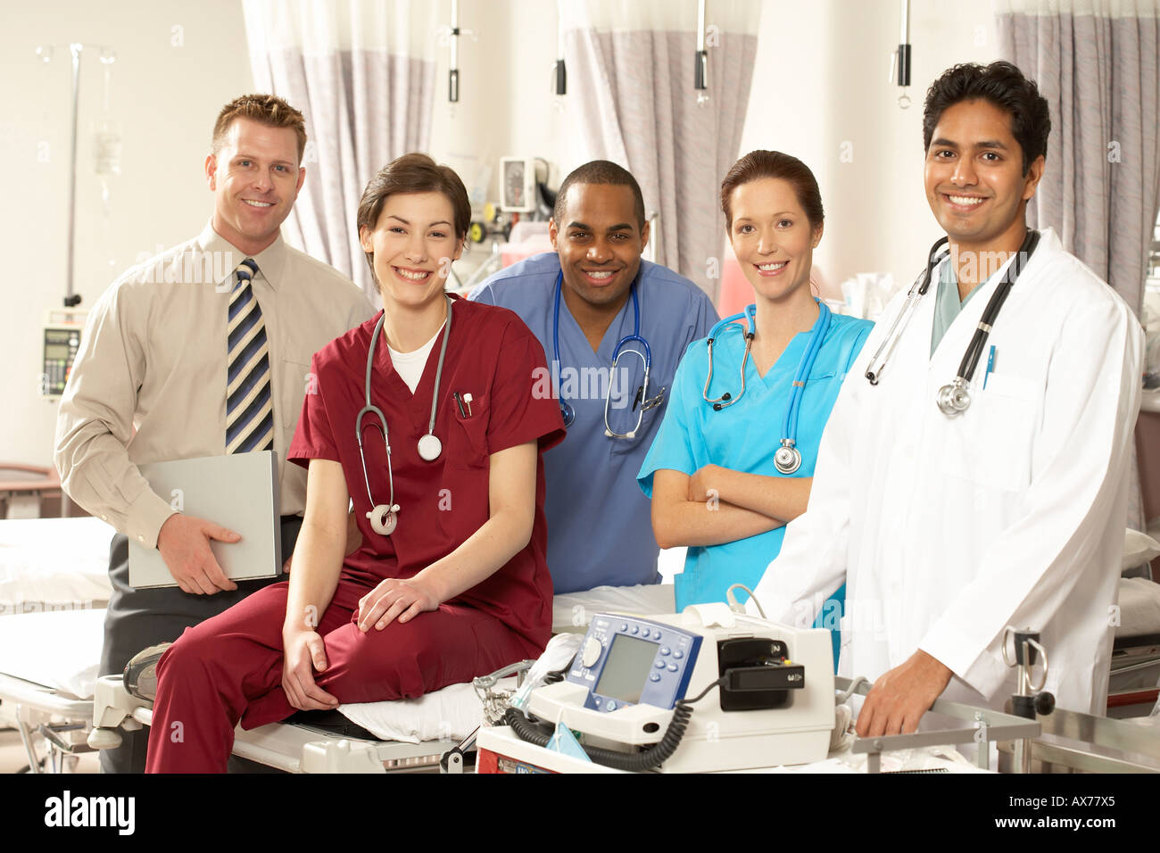 Two young doctors look camera hi-res stock photography and images - Alamy