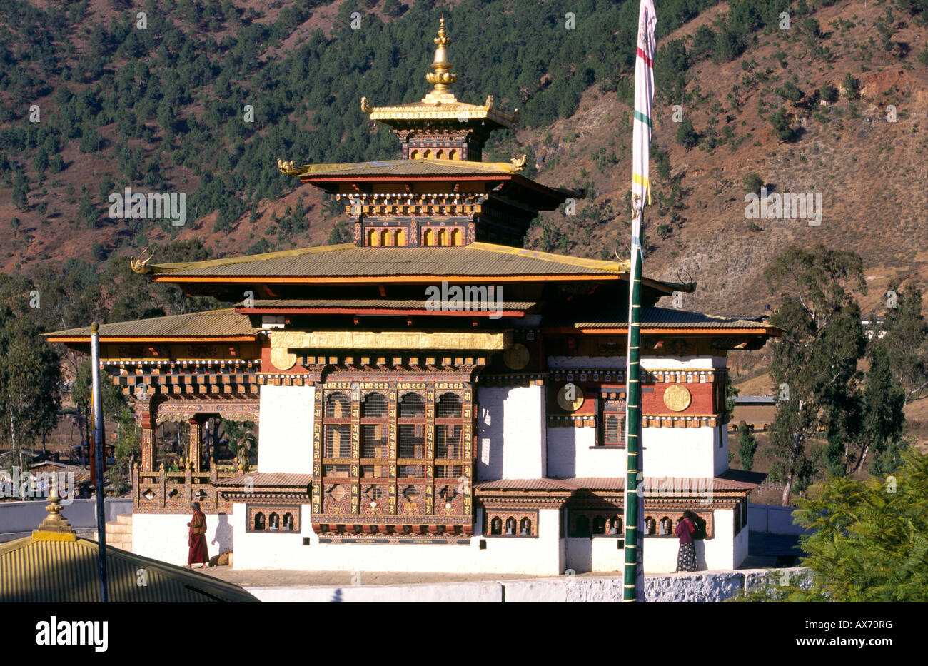 Bhutan Punakha Dzong monastery roof detail Stock Photo - Alamy