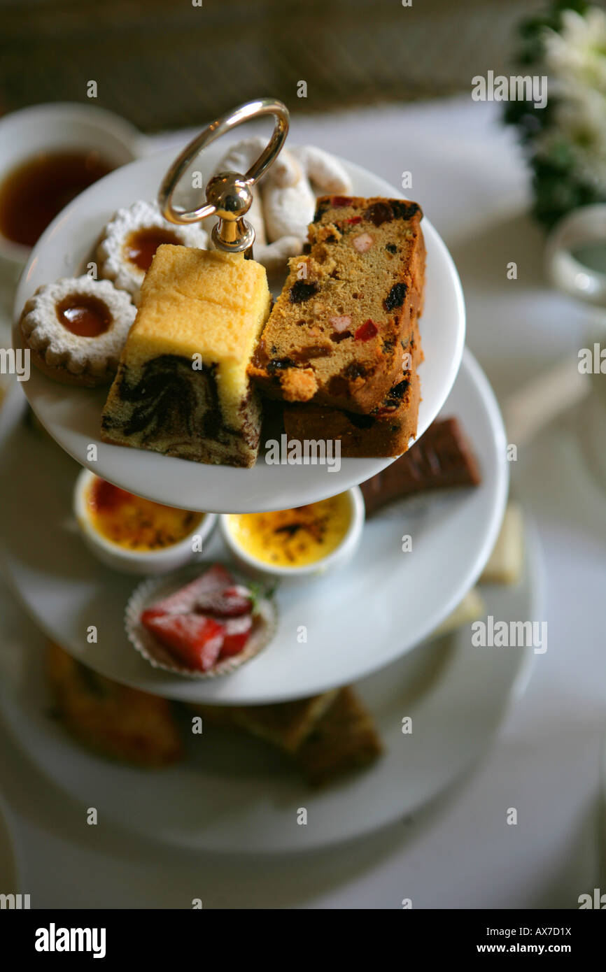 High tea cakes hi-res stock photography and images - Alamy