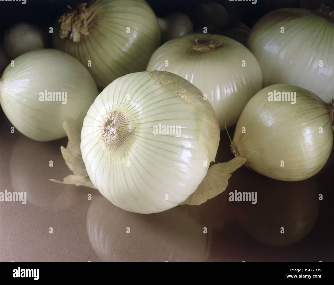 Smelly onions hi-res stock photography and images - Alamy