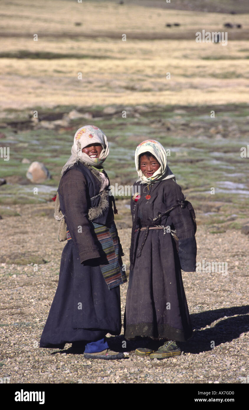 Nomad girls. Near Yangpachen, Tibet Stock Photo - Alamy