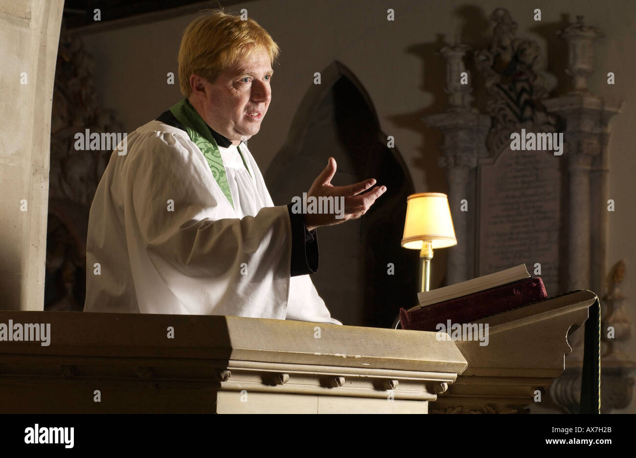 Revd Mervyn Roberts World record holder for longest sermon 48hrs John ...