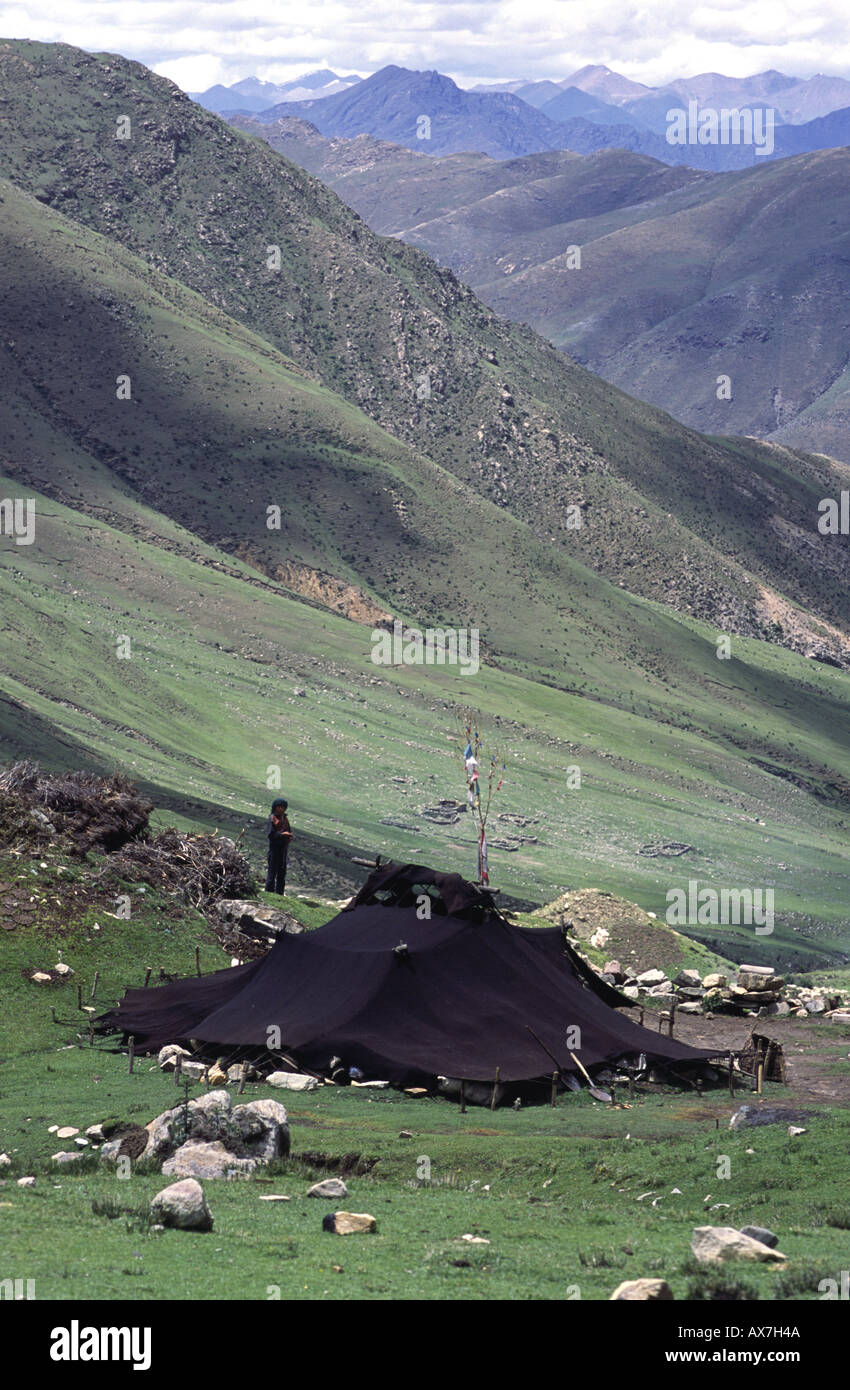 Yak wool tent hi-res stock photography and images - Alamy