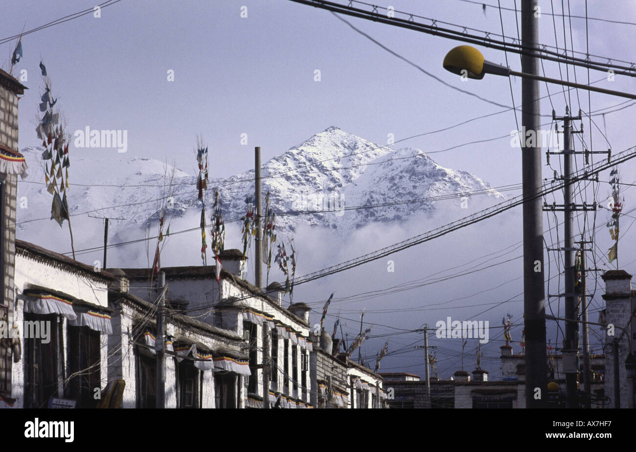 Snowy mountains behind Lhasa. Tibet Stock Photo - Alamy
