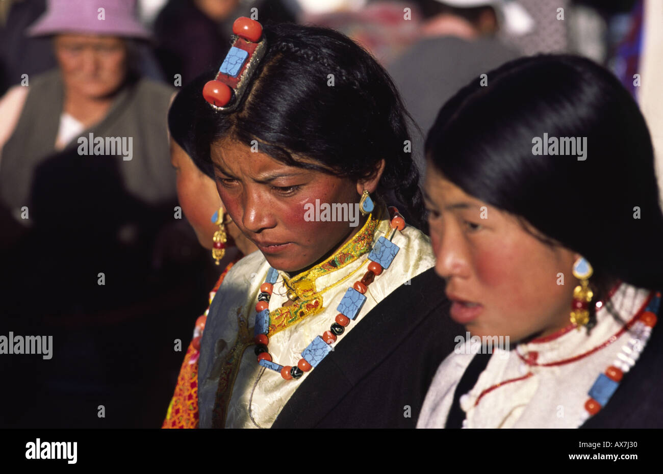 Tibetan girls. Barkhor Street, Lhasa, Tibet Stock Photo - Alamy