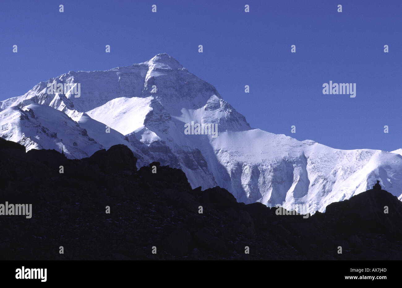 Mt Everest seen from the Tibetan side. Chomologma National Park, Tibet ...
