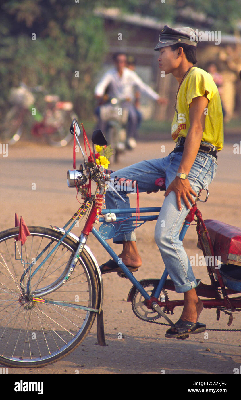 Cyclo driver. Vientiane, Laos Stock Photo - Alamy