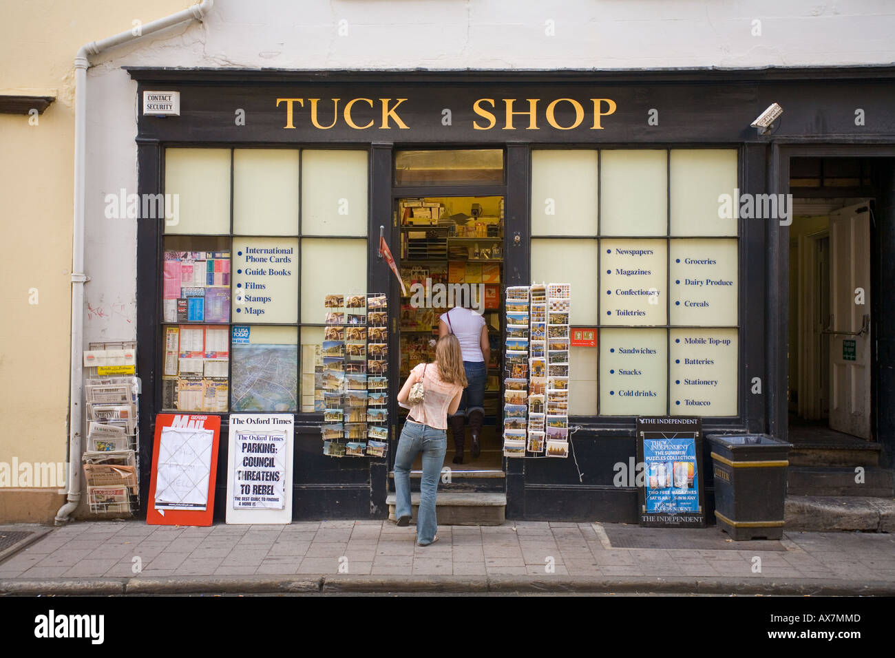 Tuck shop hi-res stock photography and images - Alamy