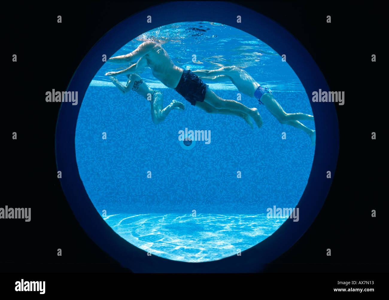 PEOPLE IN THE SWIMMING POOL Stock Photo - Alamy