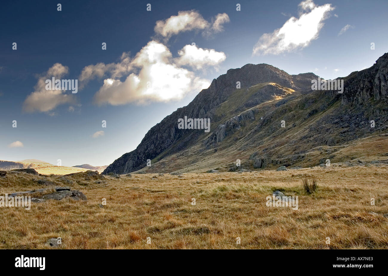 Mount tryfan mountain hi-res stock photography and images - Alamy