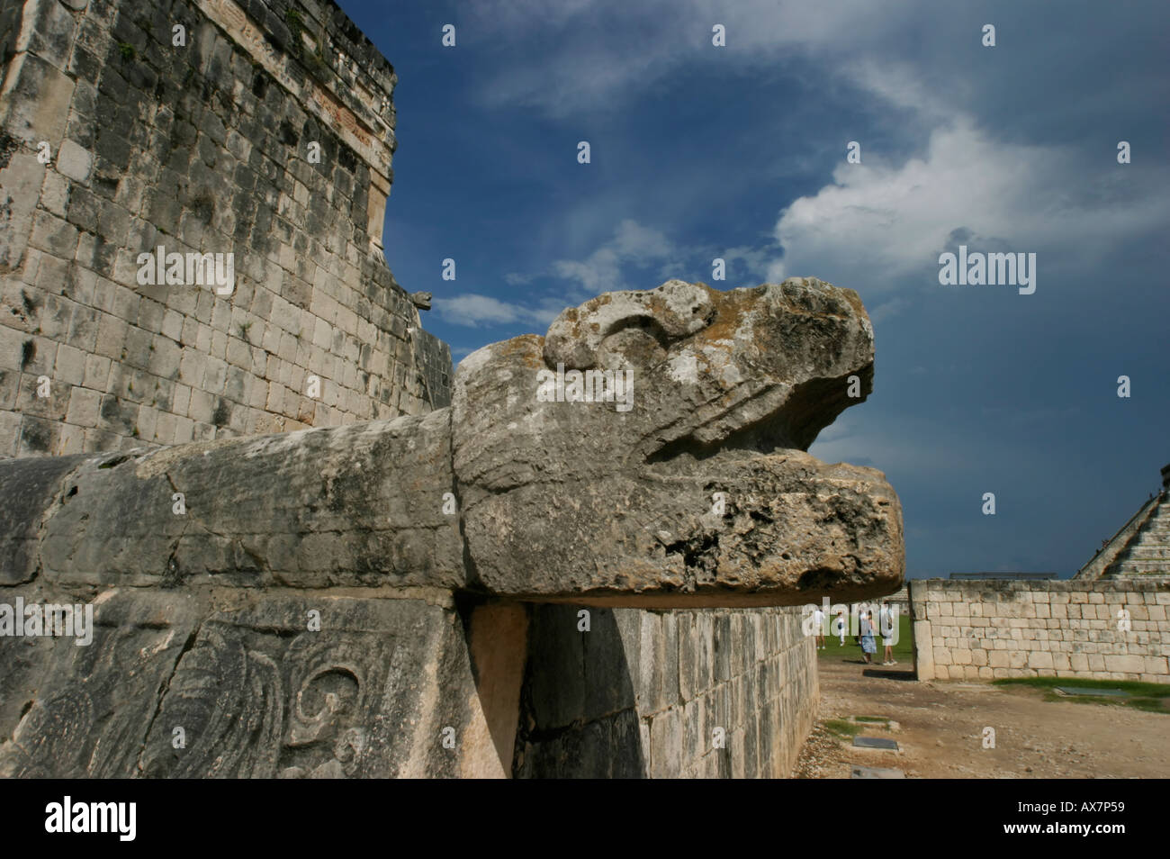 Chichén Itzá Serpent God Platform of Venus Stock Photo - Alamy