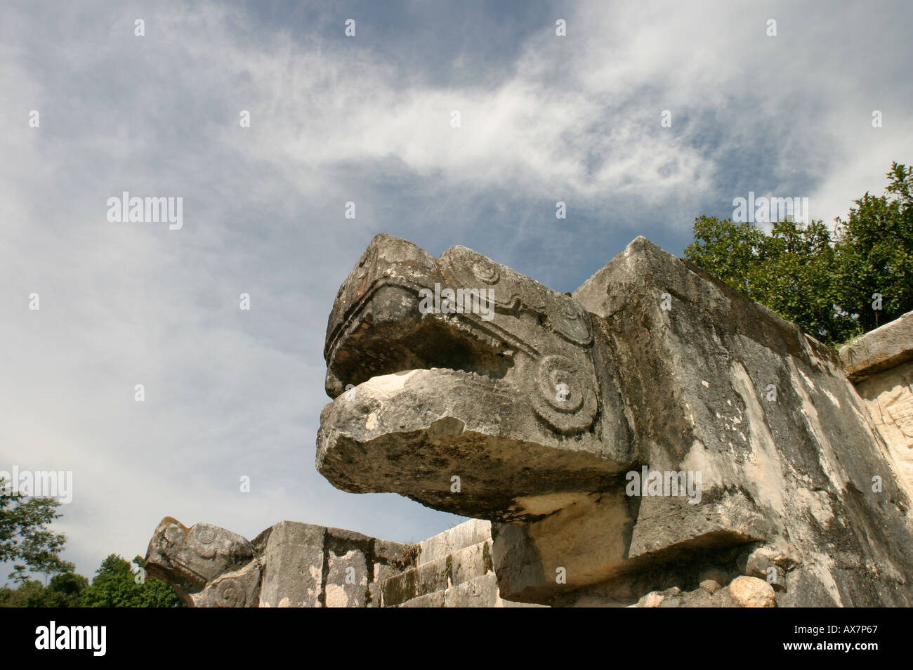 Chichén Itzá Serpent God Serpent Head on the Platform of Venus Stock ...