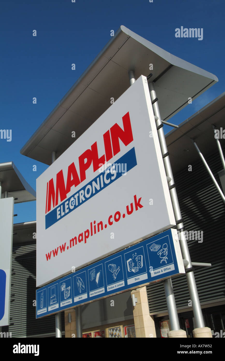 Maplin exterior hi-res stock photography and images - Alamy