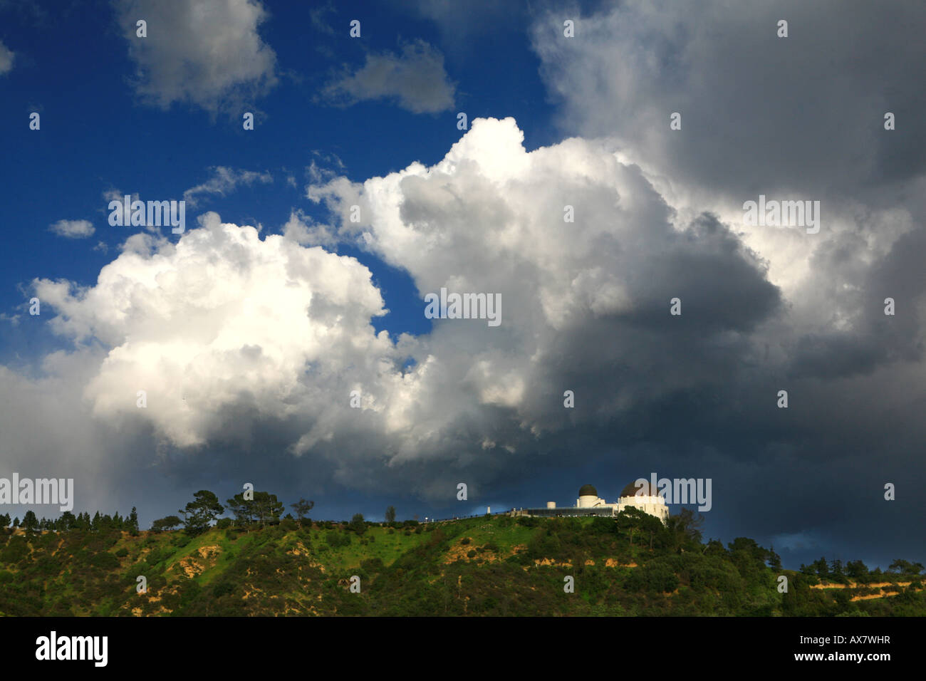 Dramatic storm clouds above Griffith Observatory in Los Angeles ...
