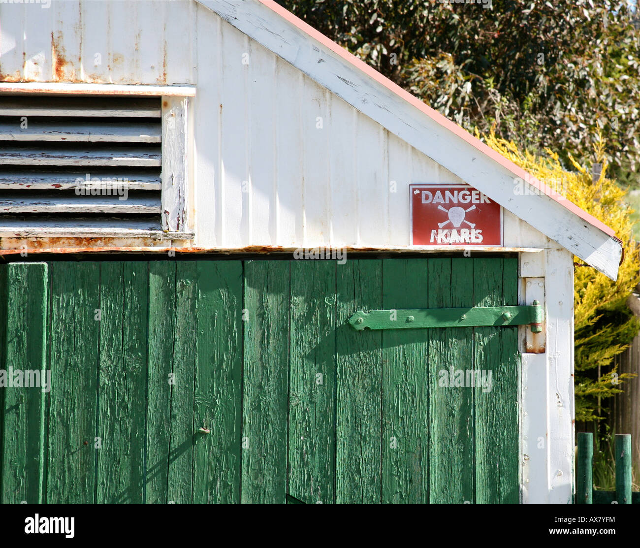 Rural garage on uk island hi-res stock photography and images - Alamy