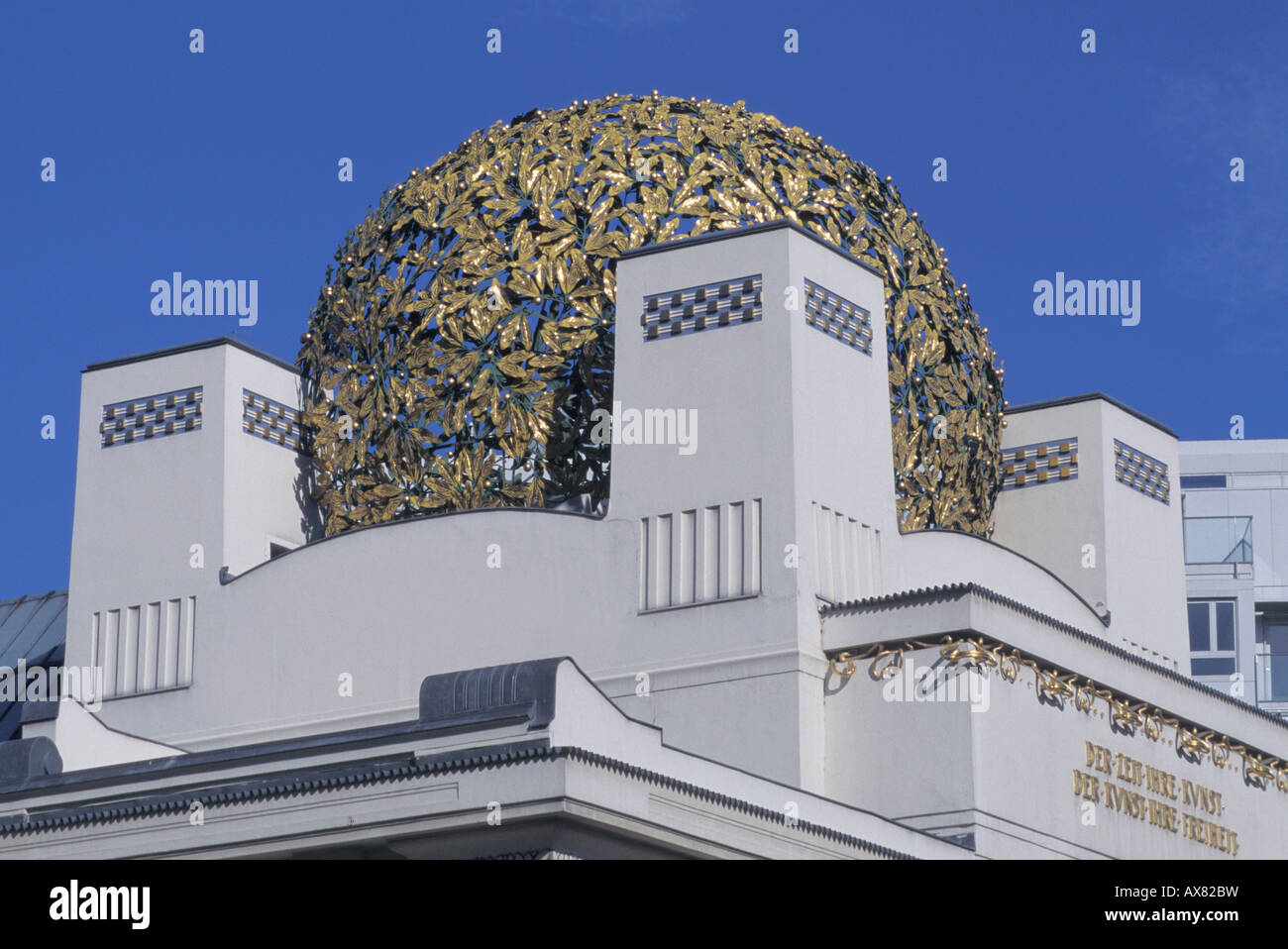 Viennese artist hi-res stock photography and images - Alamy