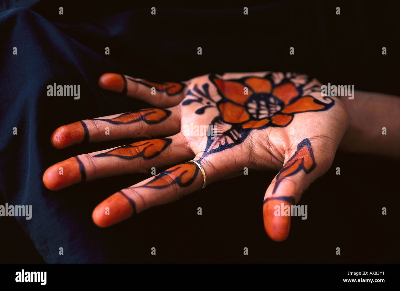 Painted hand of a muslim woman, Zanzibar, Tanzania, Africa Stock Photo ...