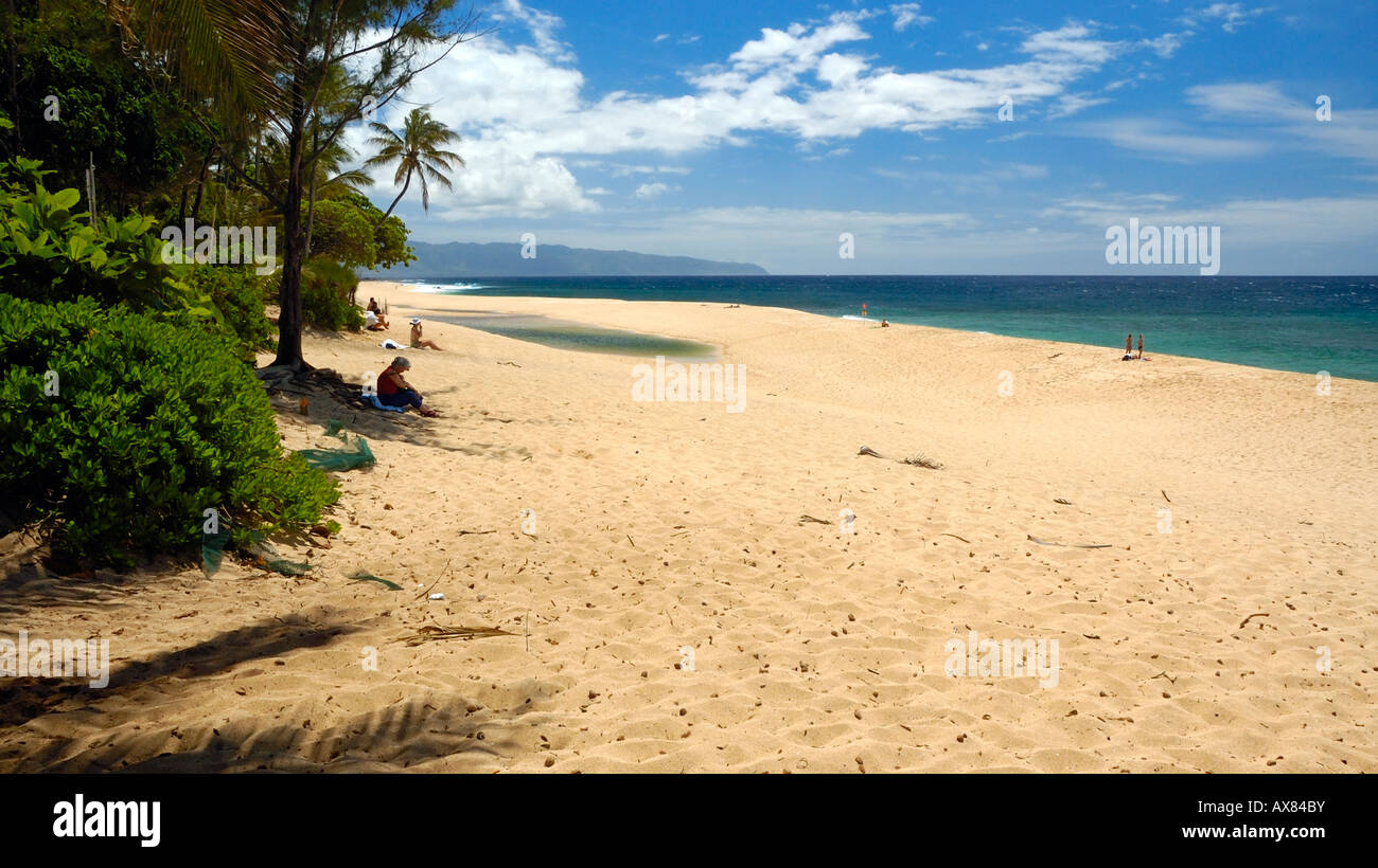 Sunset Beach at the Oahu North Shore is one of the most beautiful ...