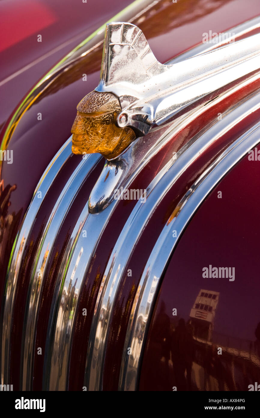 Bonnet mascot for Pontiac Chieftain 1951 at Goodwood Breakfast Club ...