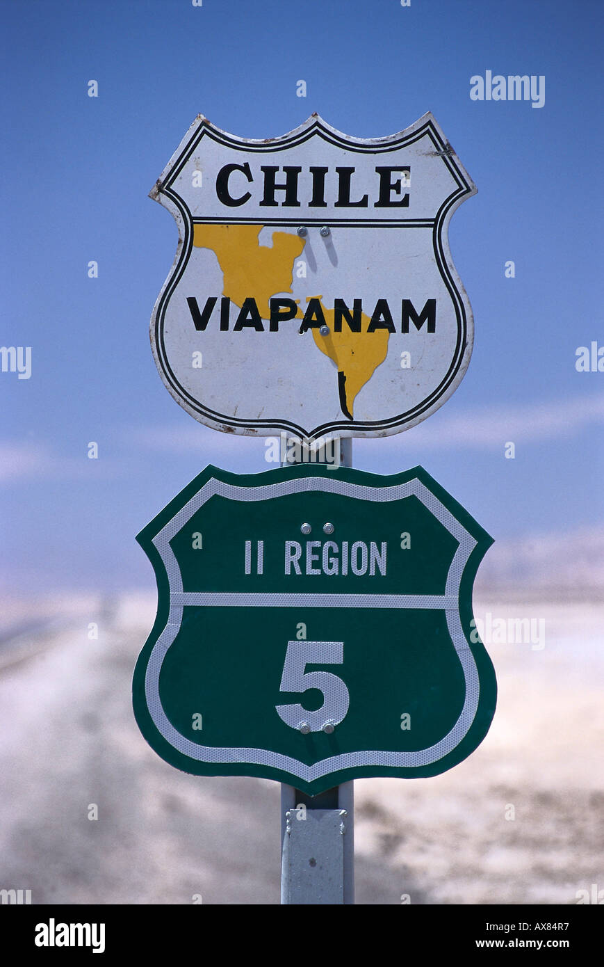 Road sign, Panamerica, Hwy.5 Chile Stock Photo - Alamy