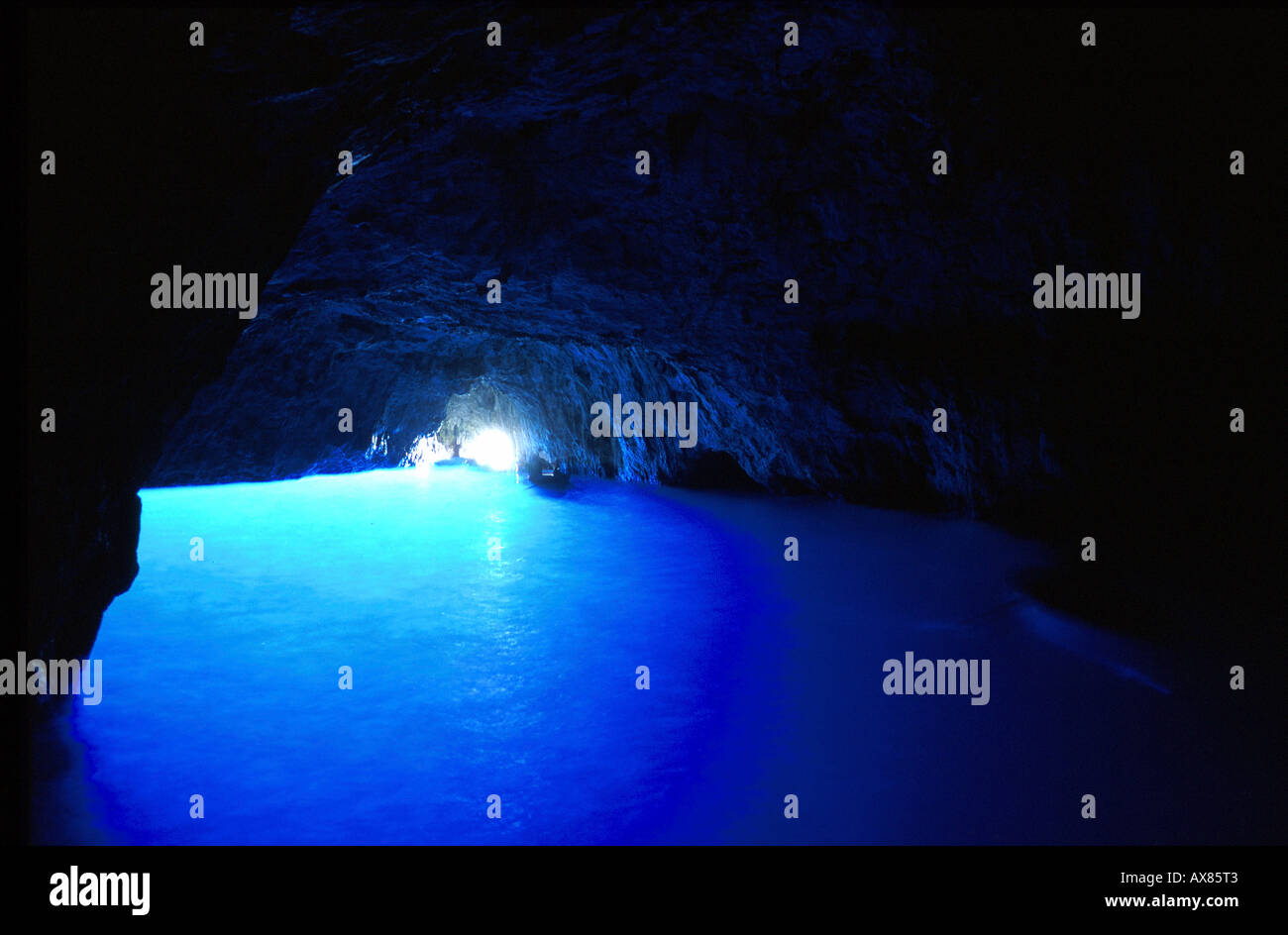 Grotto capri italy mystery hi-res stock photography and images - Alamy