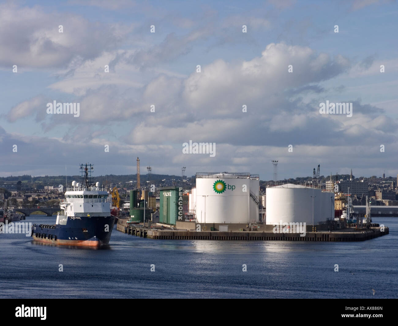 MV 'Island Pride' changing berths at Aberdeen harbour Stock Photo - Alamy