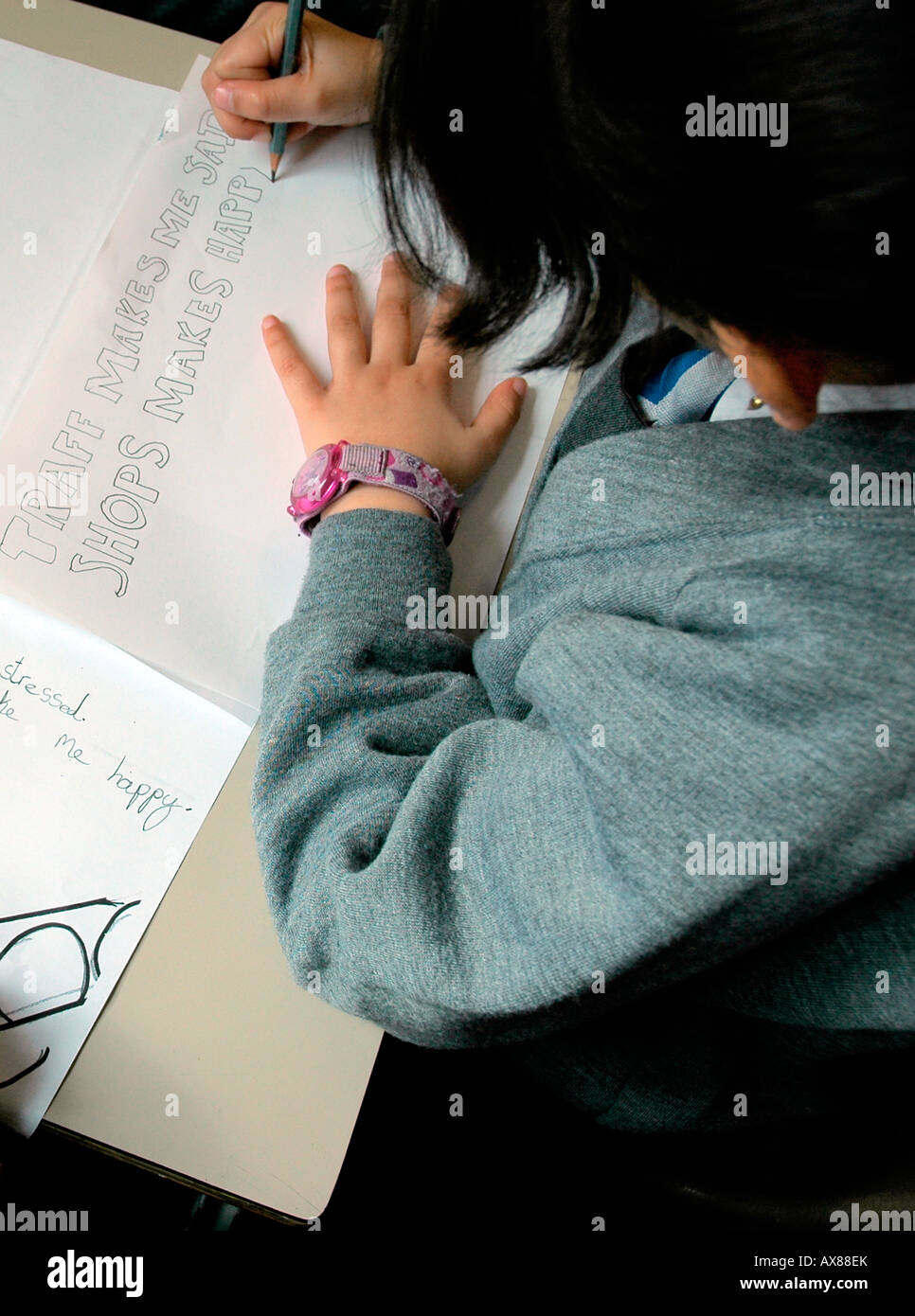 school pupil drawing in art class Stock Photo - Alamy