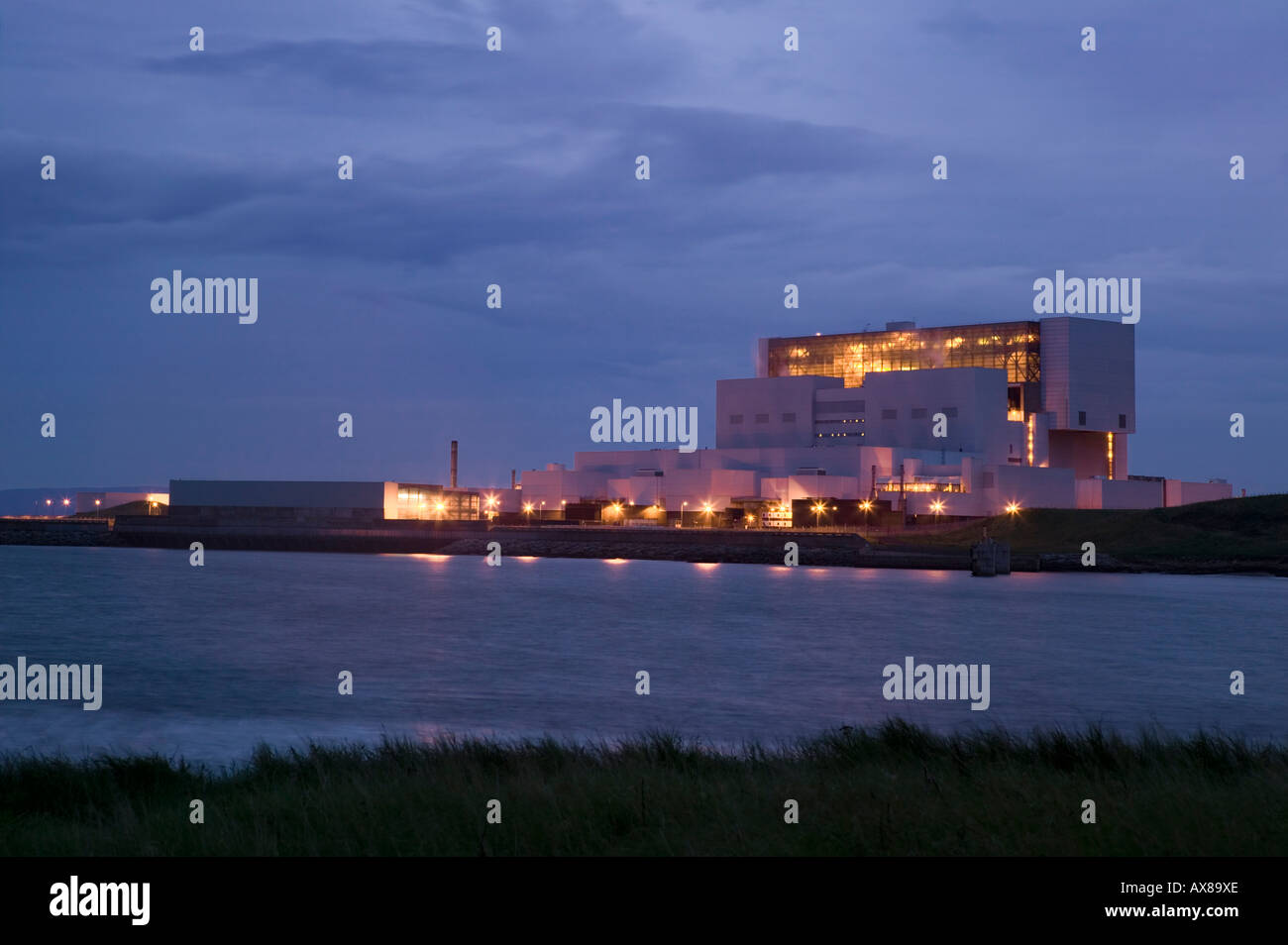 Torness Nuclear Power Station, near Dunbar, East Lothian, Scotland ...