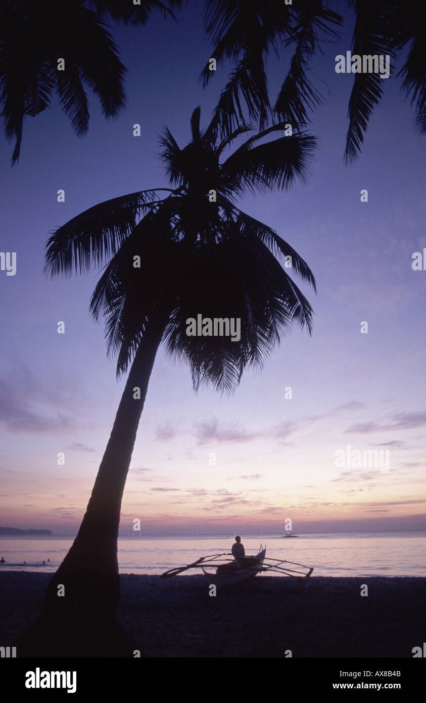 Boracay vertical hi-res stock photography and images - Alamy
