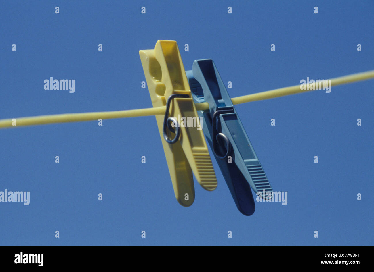 Rope clamps hi-res stock photography and images - Alamy