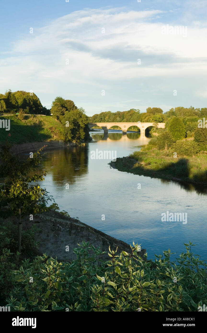 Coldstream bridge river tweed coldstream bridge hi-res stock ...