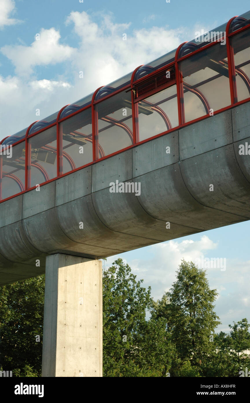 Enclosed pathway hi-res stock photography and images - Alamy