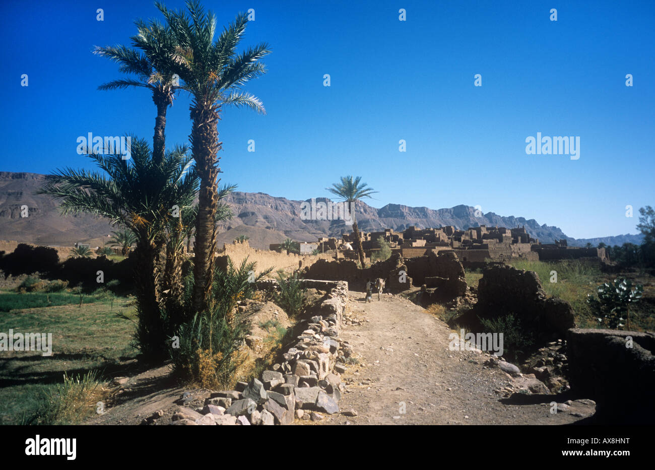 Ksour draa valley hi-res stock photography and images - Alamy